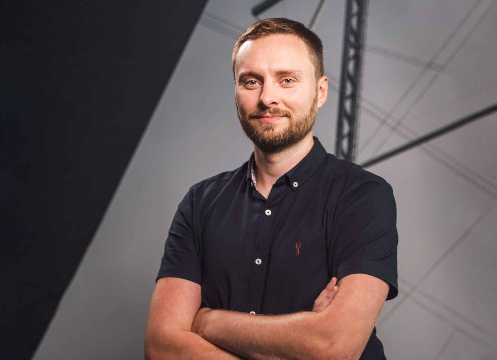Why is a stable frequency important for the power system? - Fingrid-lehti